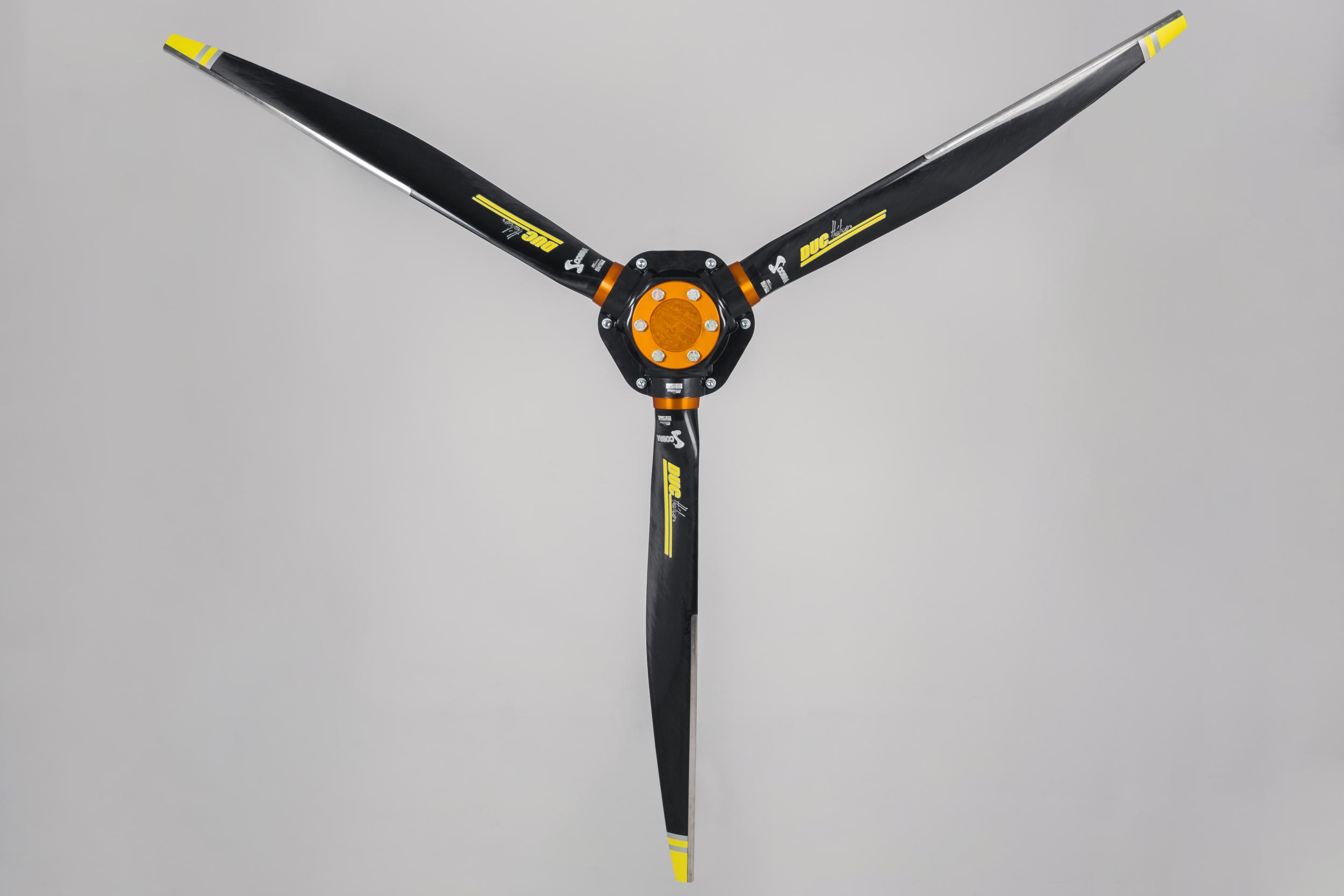 3-blade Inconel COBRA Propeller Right | DUC Hélices Propellers